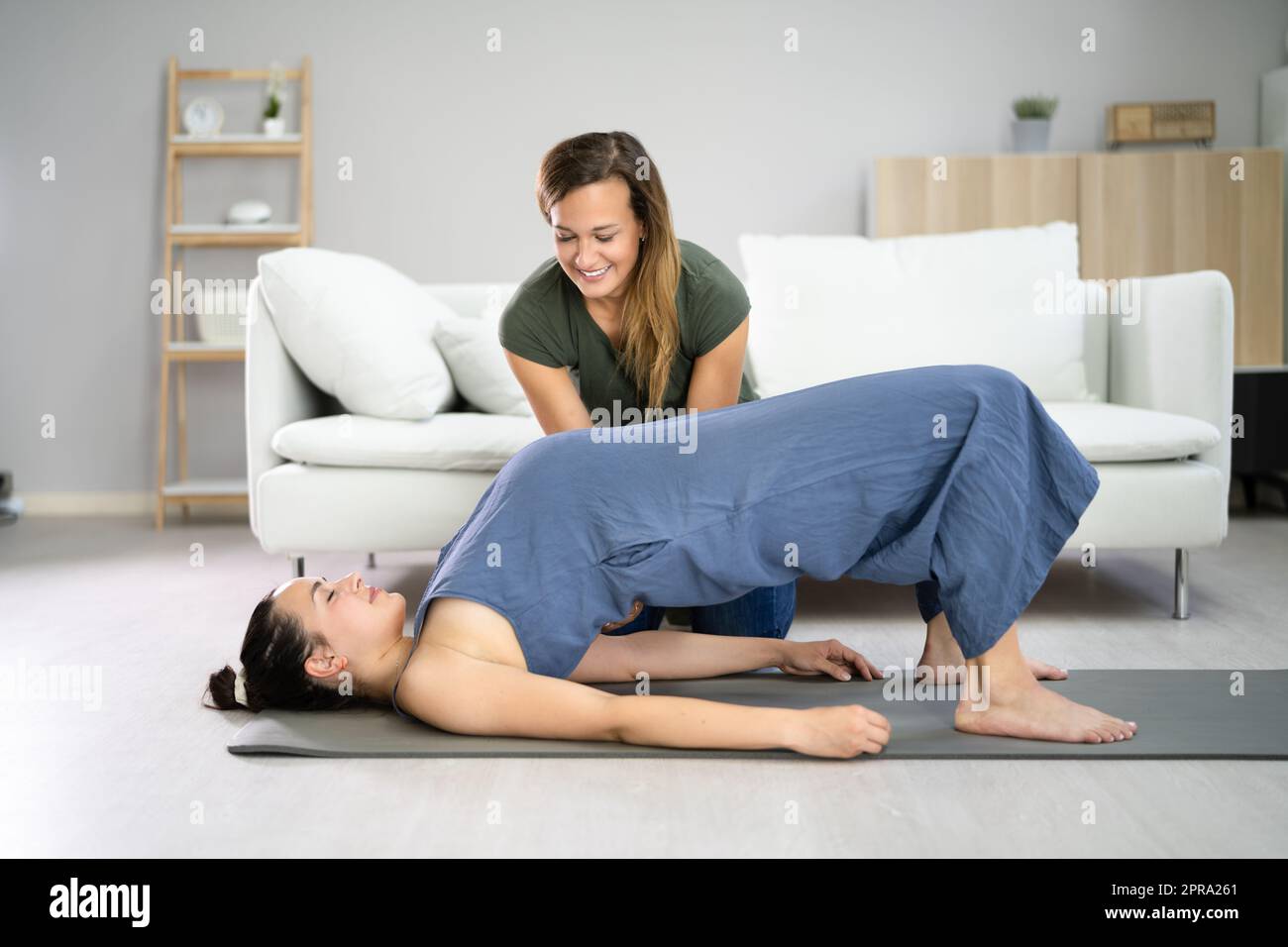 Pregnant support hi-res stock photography and images - Alamy