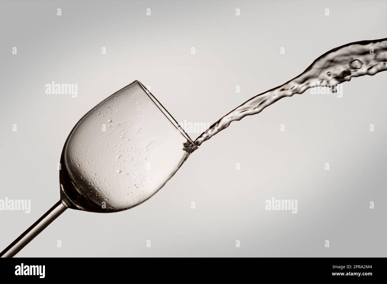 Glass water spill hi-res stock photography and images - Alamy