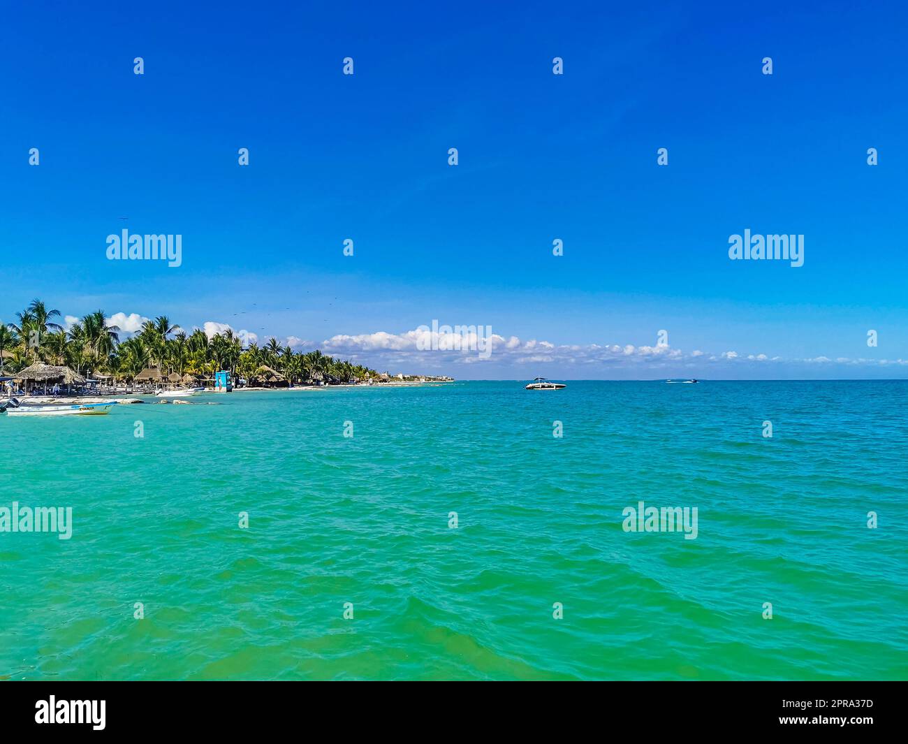 Beautiful Holbox island beach sandbank panorama turquoise water people ...