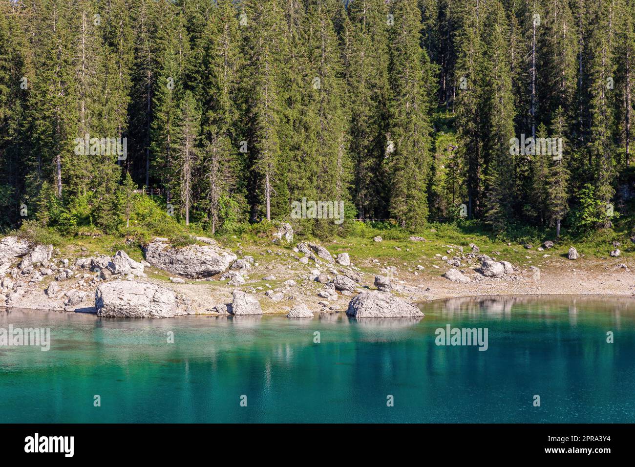 Small dolomites hi-res stock photography and images - Alamy