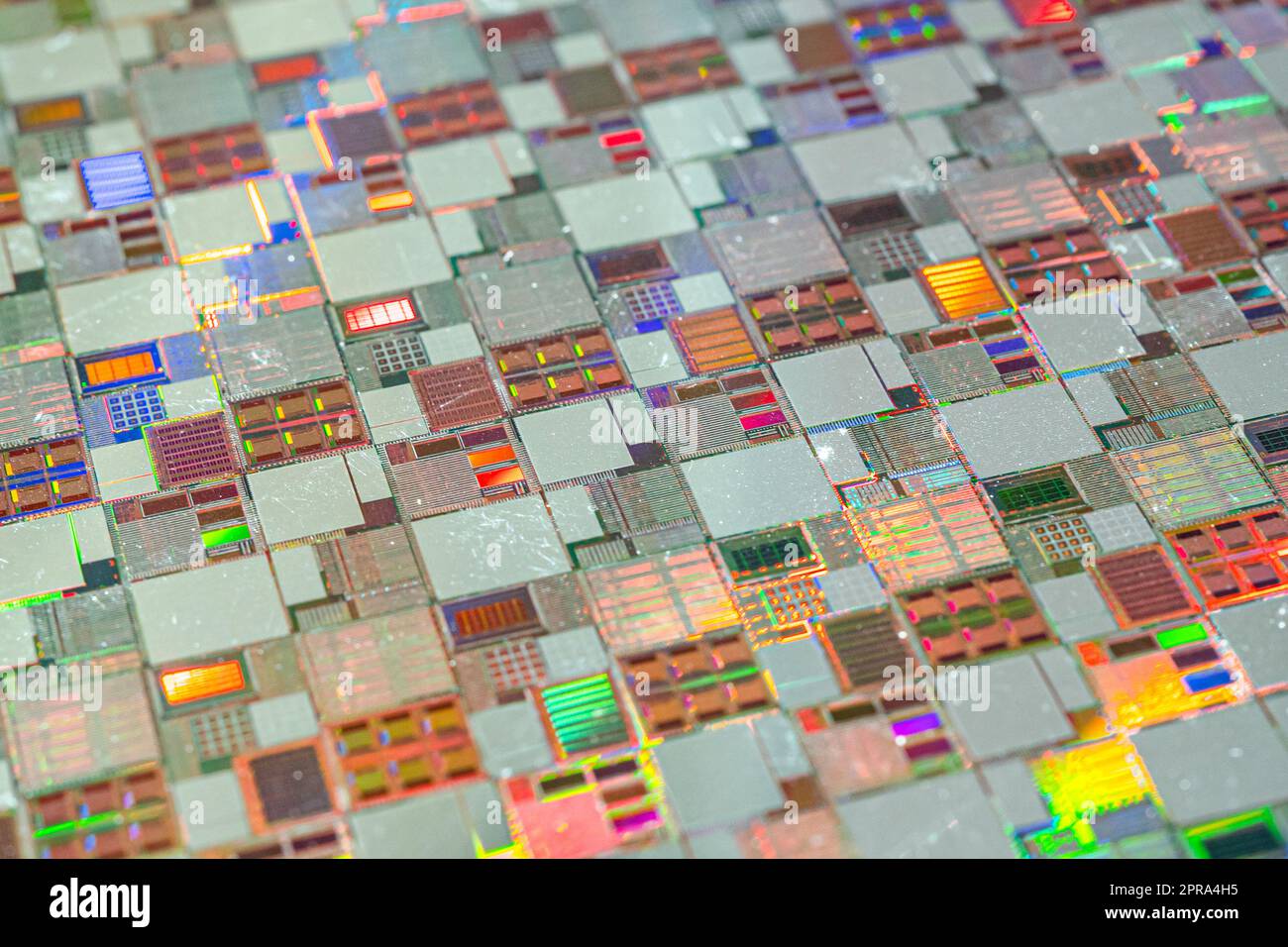 Silicon wafer machine hi-res stock photography and images - Alamy