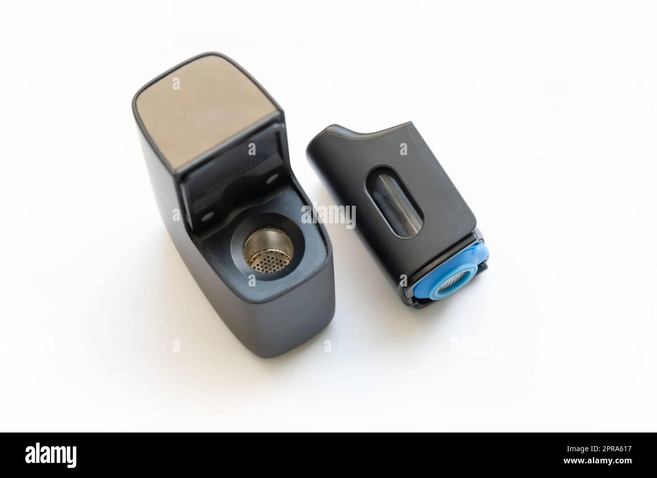 Vaporizing herbs hi-res stock photography and images - Alamy