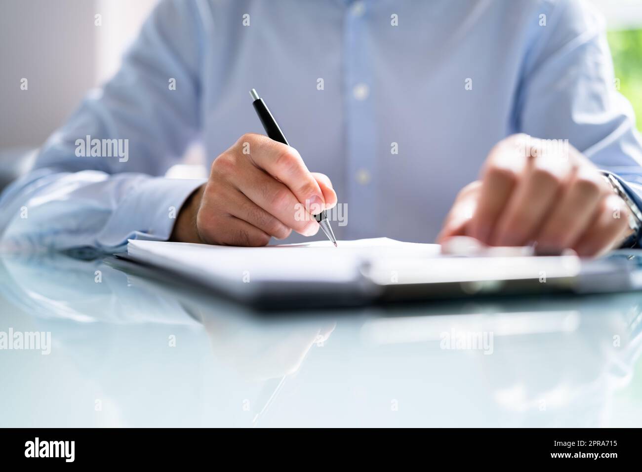 Lawyer Signing Business Contract Legal Document Stock Photo - Alamy