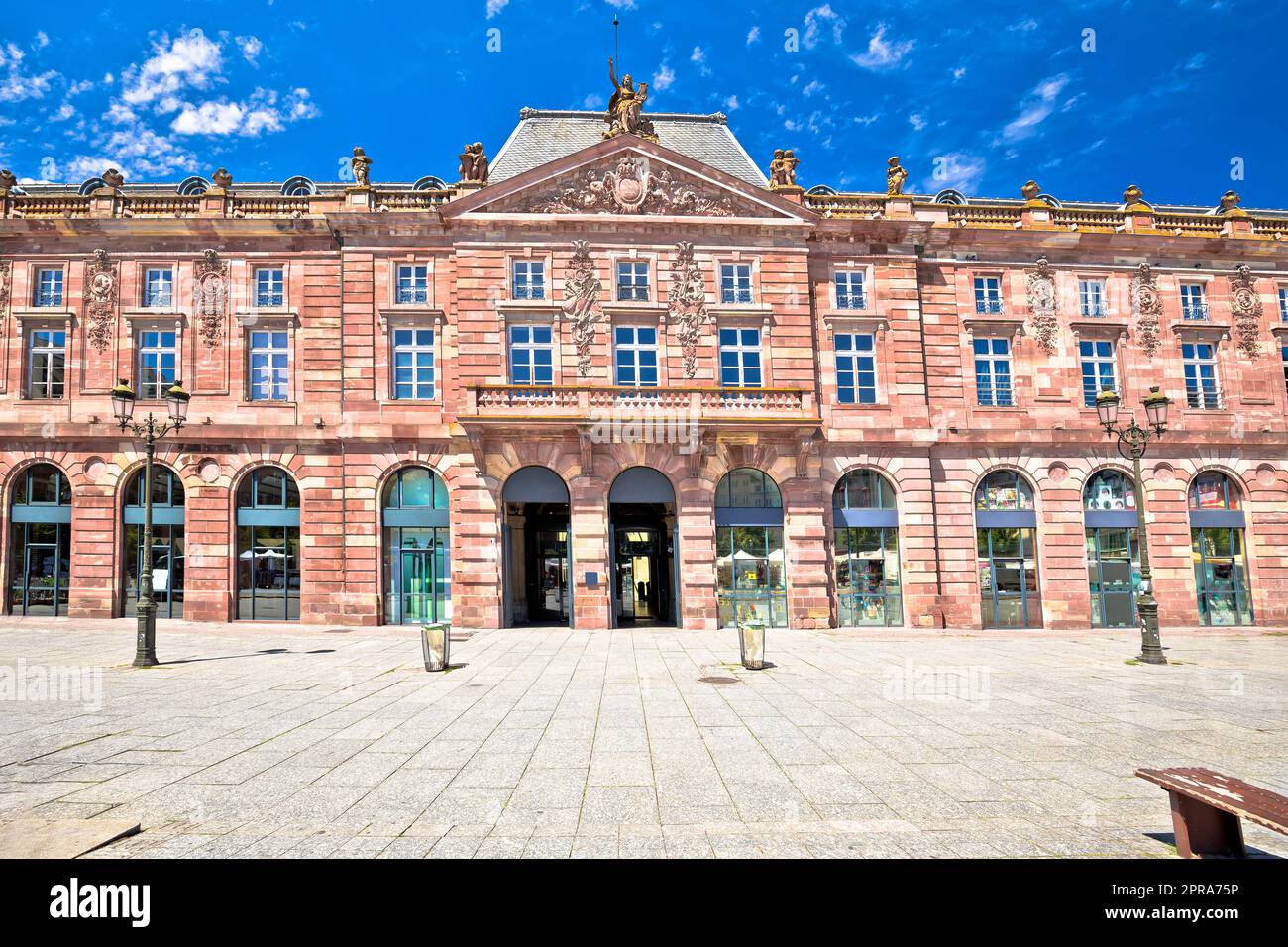 Strasbourg cathedral square hi-res stock photography and images - Alamy