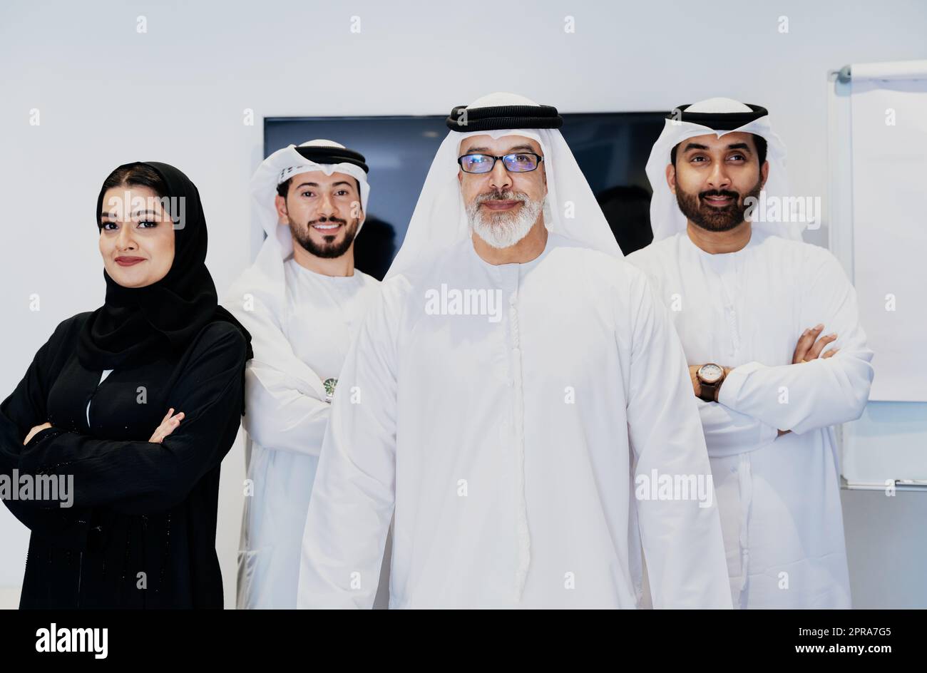 Group of middle-eastern corporate business people wearing traditional ...