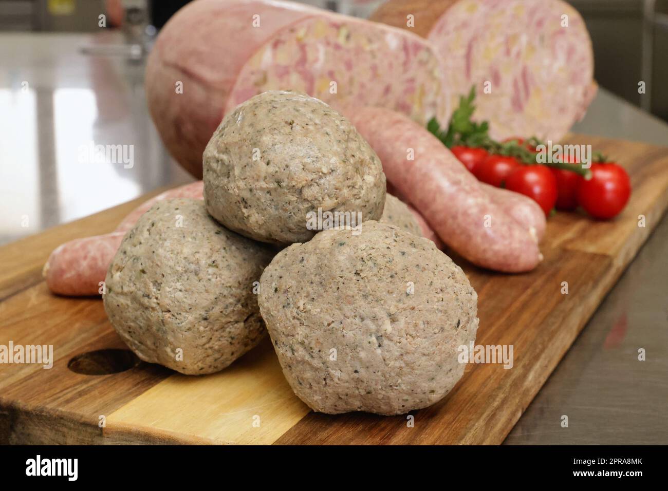 Palatinate specialities, stuffed pig stomach, fried sausages, meat ...