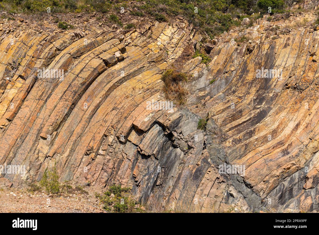 Hexagonal column hi-res stock photography and images - Alamy