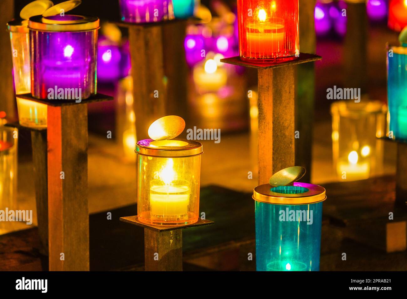 Many candles hi-res stock photography and images - Alamy