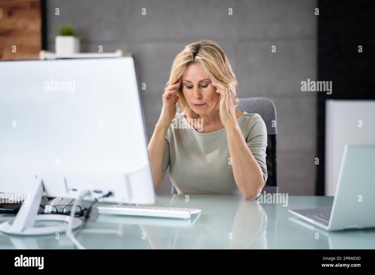 Depressed computer hi-res stock photography and images - Alamy