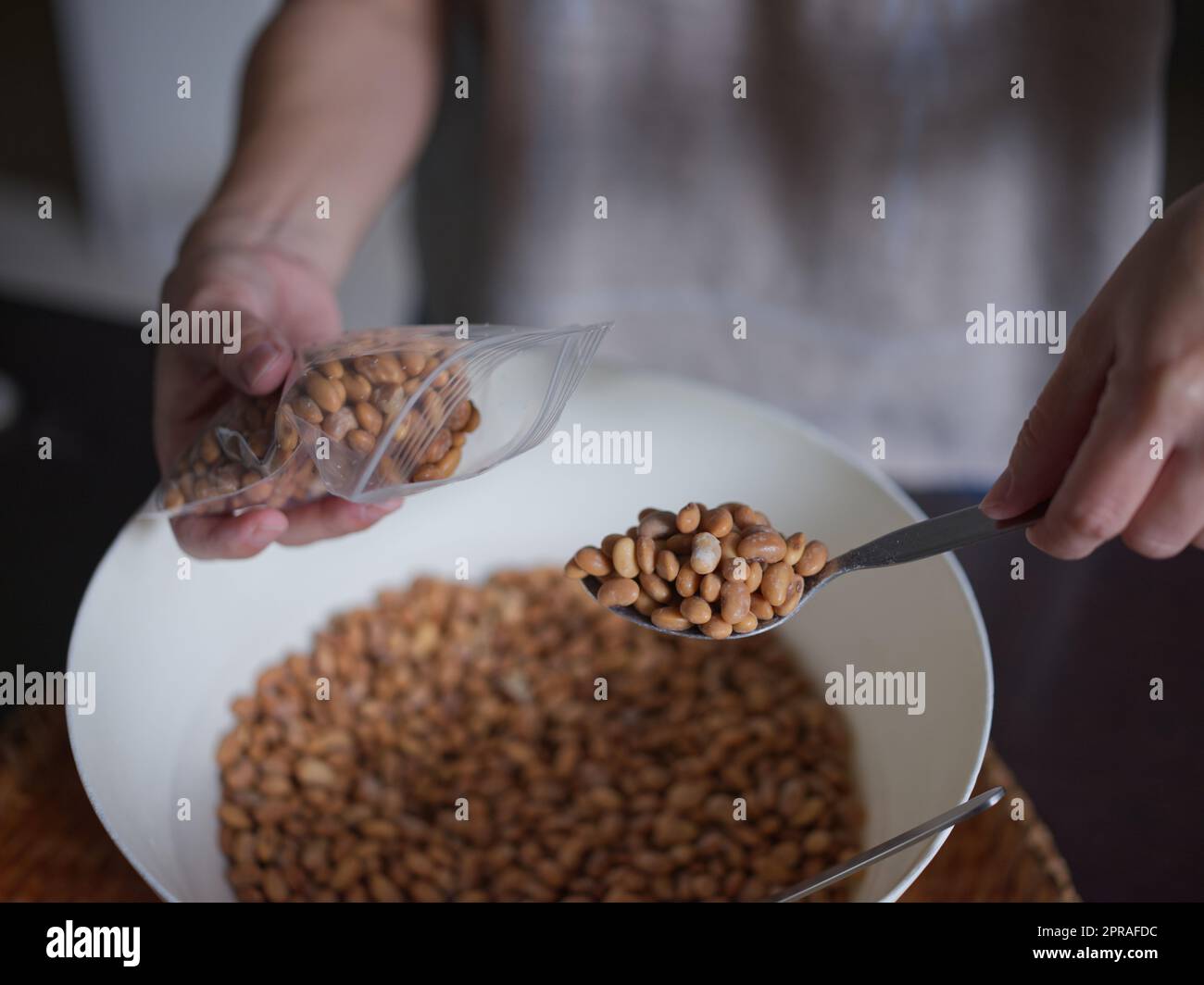 Close-up photo the texture of soy bean for HOW to Soy Product: Raw ...