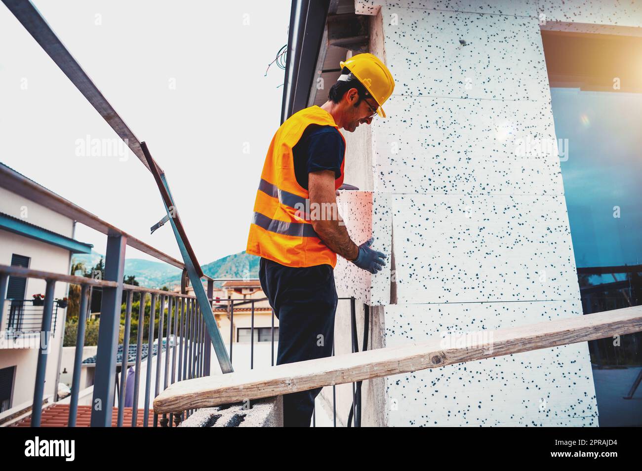 Polystyrene thermal cladding for energy saving on a construction site ...
