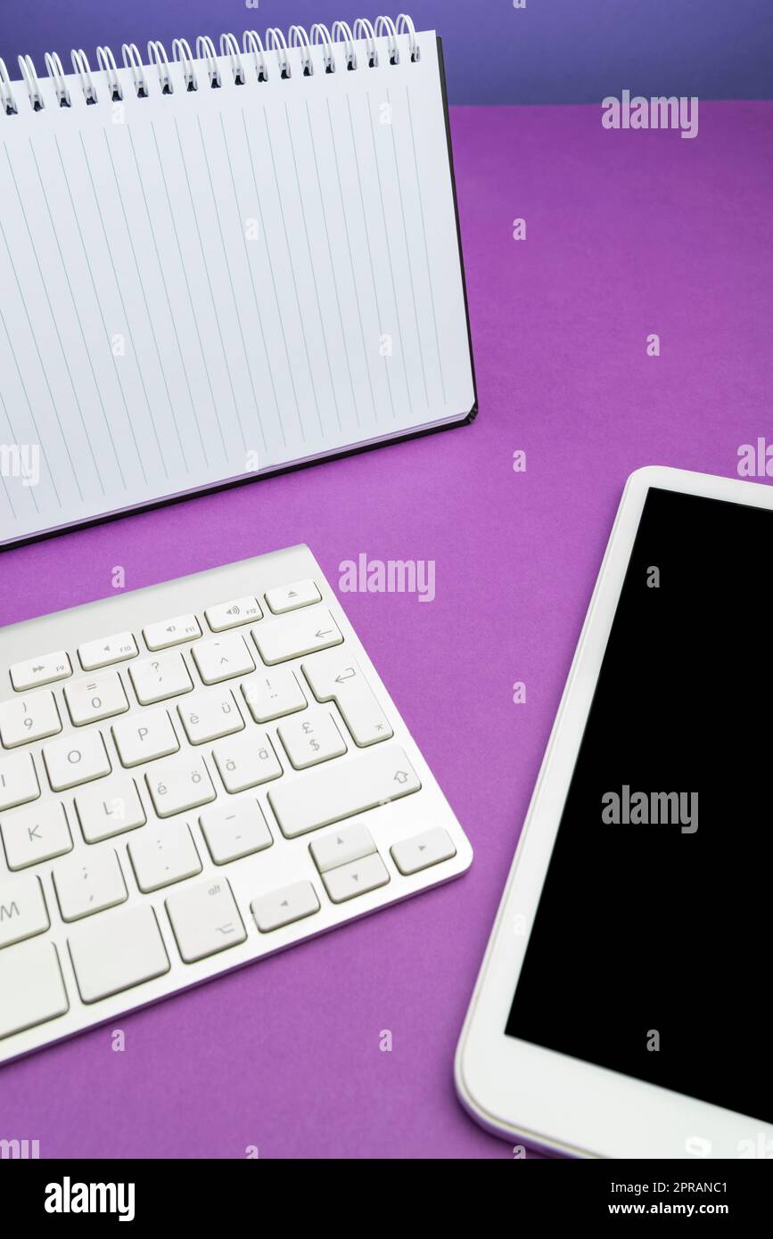 Office work material hi-res stock photography and images - Alamy