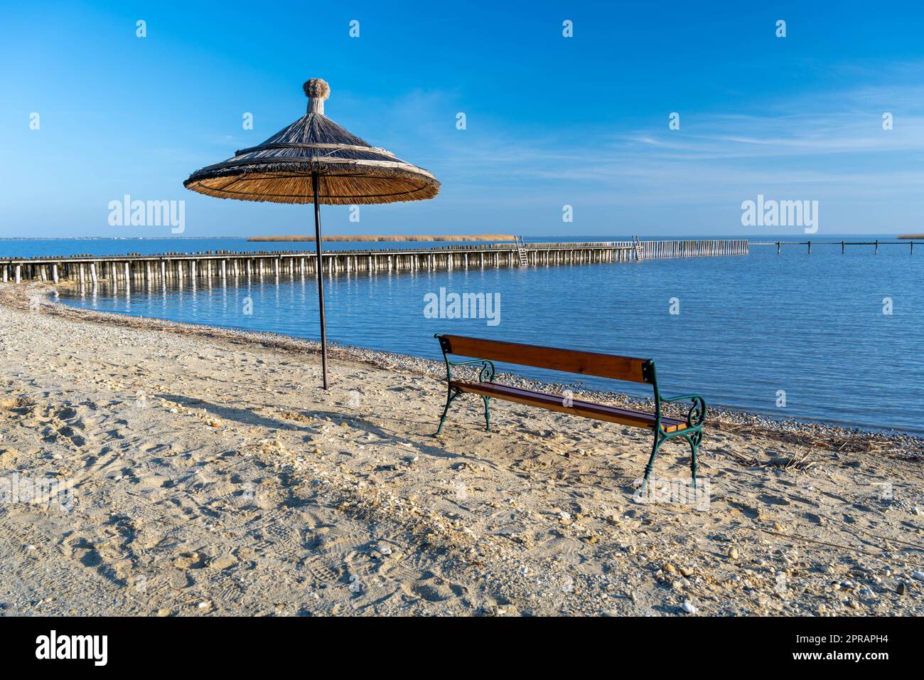 Ice at neusiedler see hi-res stock photography and images - Alamy