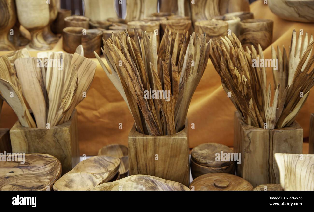 Olive wood plate hi-res stock photography and images - Alamy