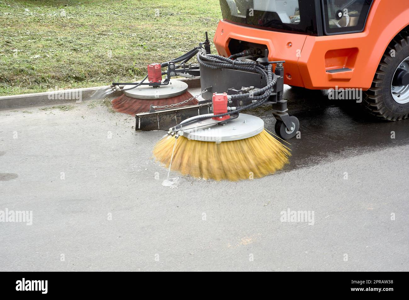 Machine sweeping sidewalk street dirt hi-res stock photography and ...