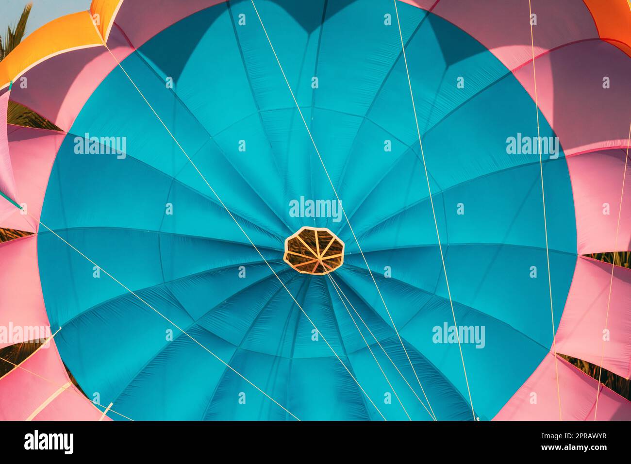 Parachute detail hi-res stock photography and images - Alamy