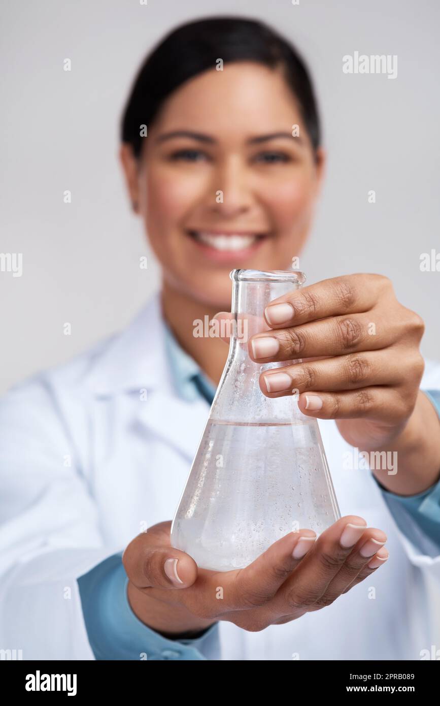 Lab coat beaker hi-res stock photography and images - Alamy