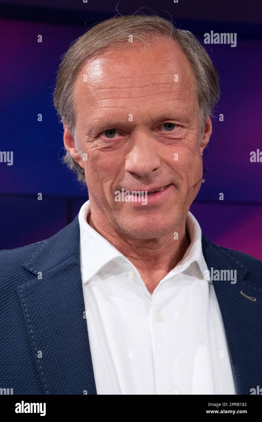 Cologne, Deutschland. 26th Apr, 2023. Gerhard DELLING, sports presenter ...