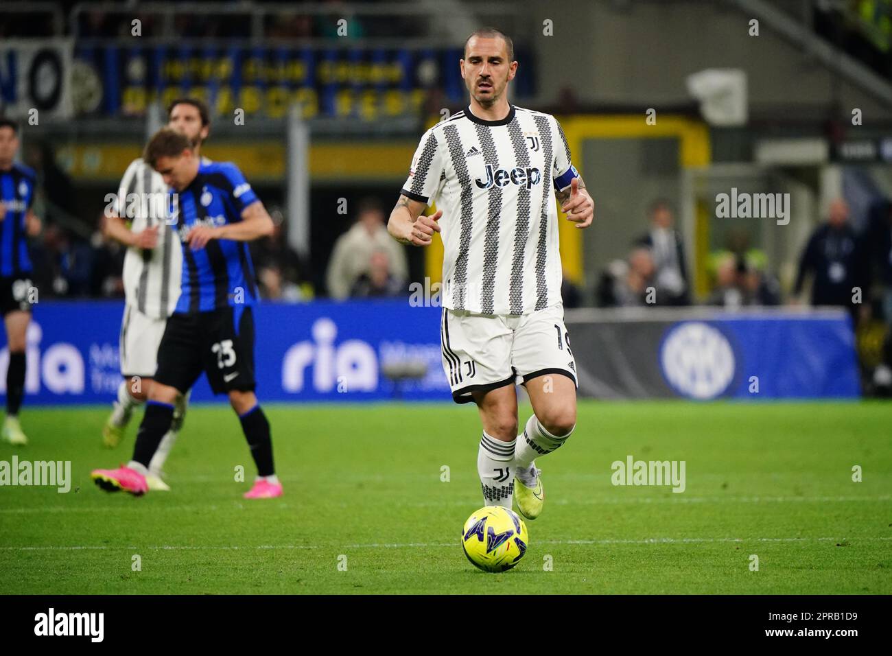 Leonardo bonucci inter hi-res stock photography and images - Alamy