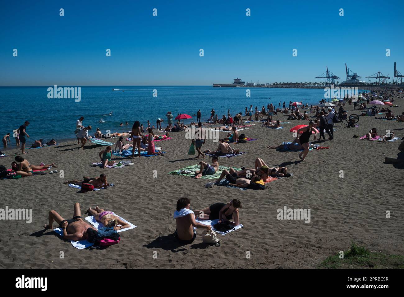 Heat wave spain hi-res stock photography and images - Alamy