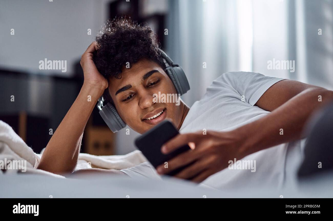 Reacquainted hi-res stock photography and images - Alamy