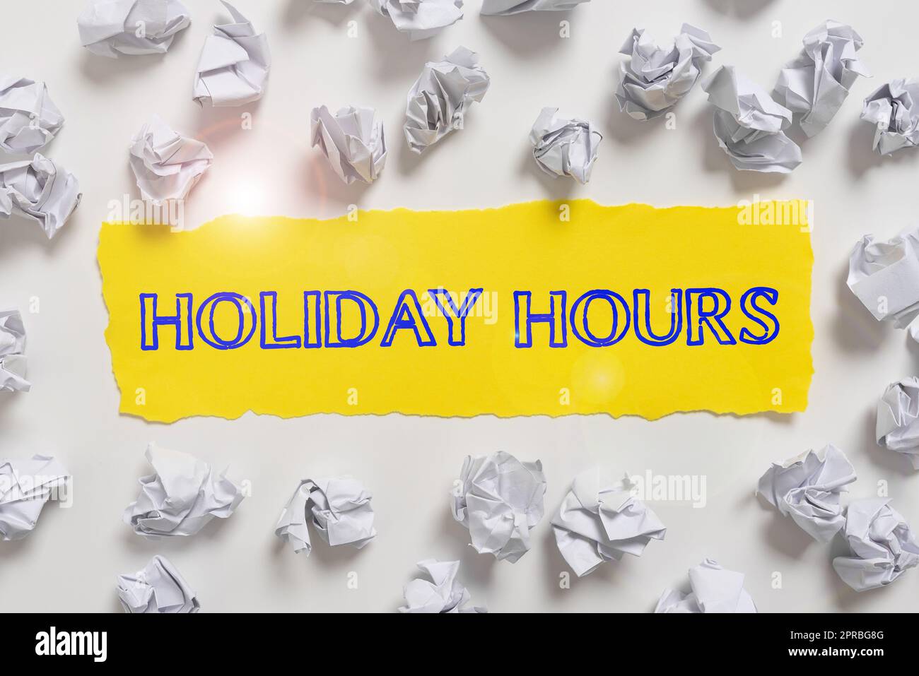 Closed today sign hi-res stock photography and images - Alamy