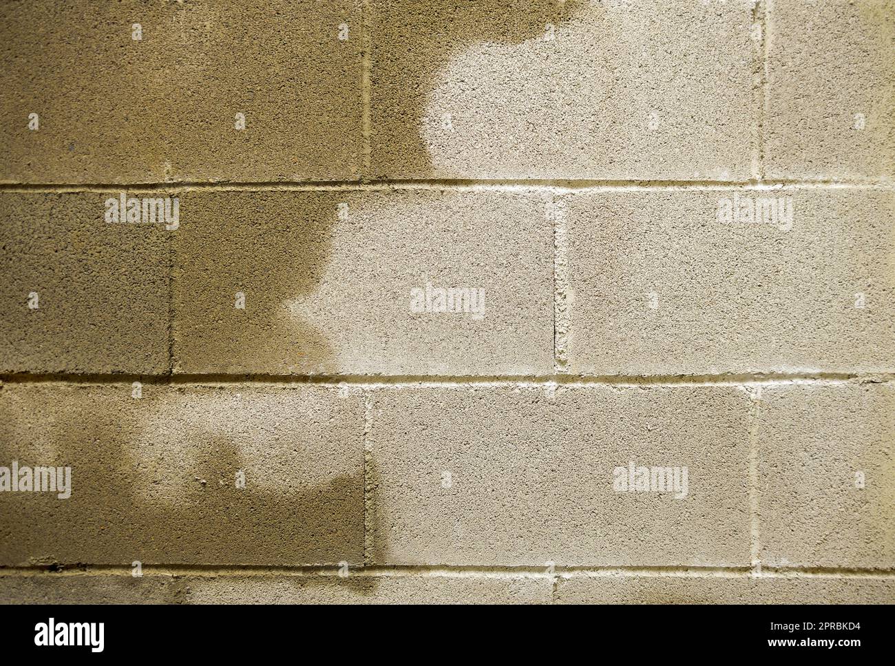 Rain water leaks on the wall causing damage Stock Photo - Alamy