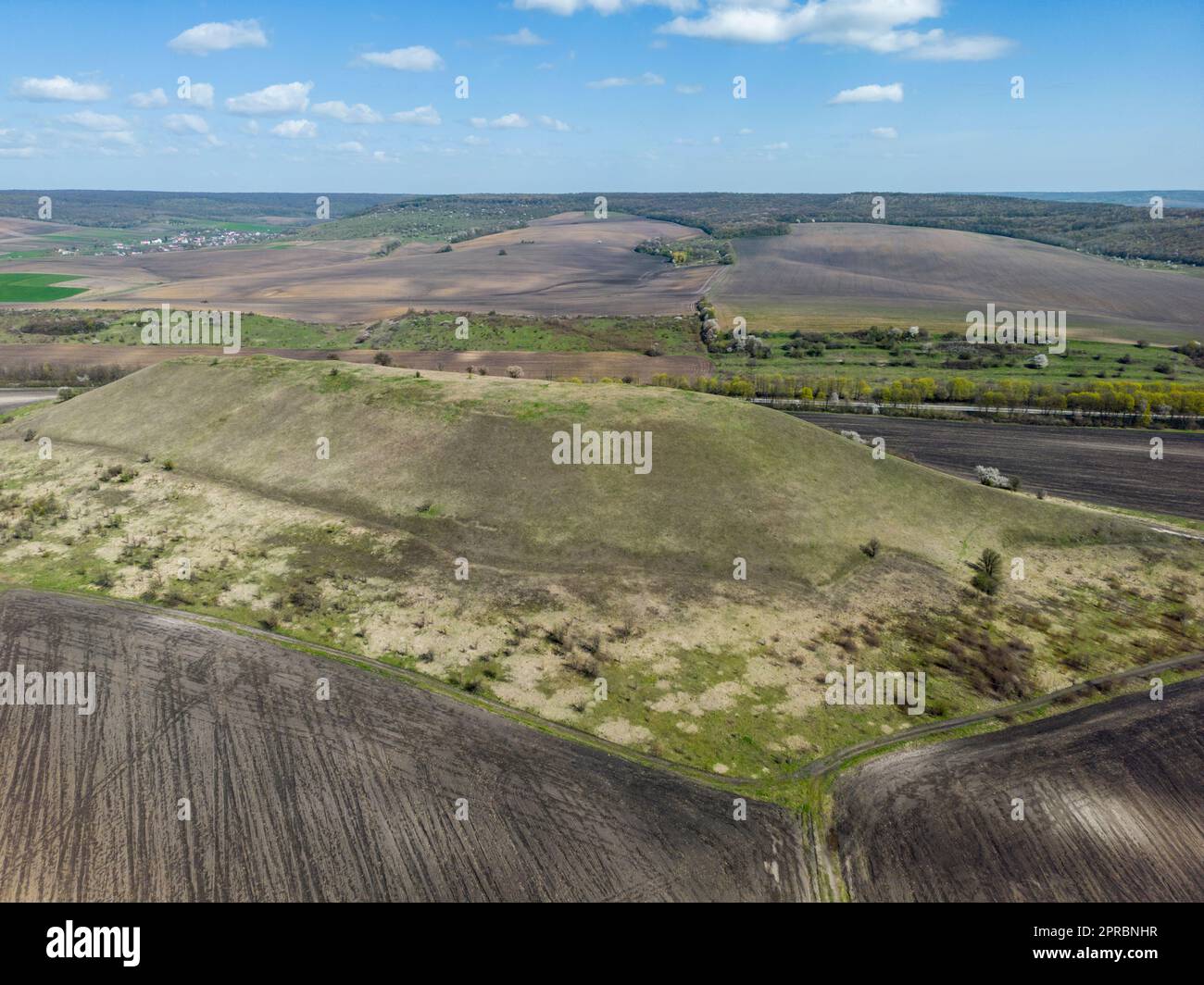 A small mountain in the middle of a field, Chortova Gora (Devil's ...