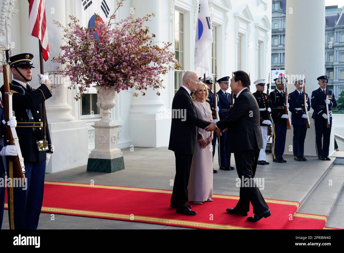 Kim keon hee washington hi-res stock photography and images - Alamy