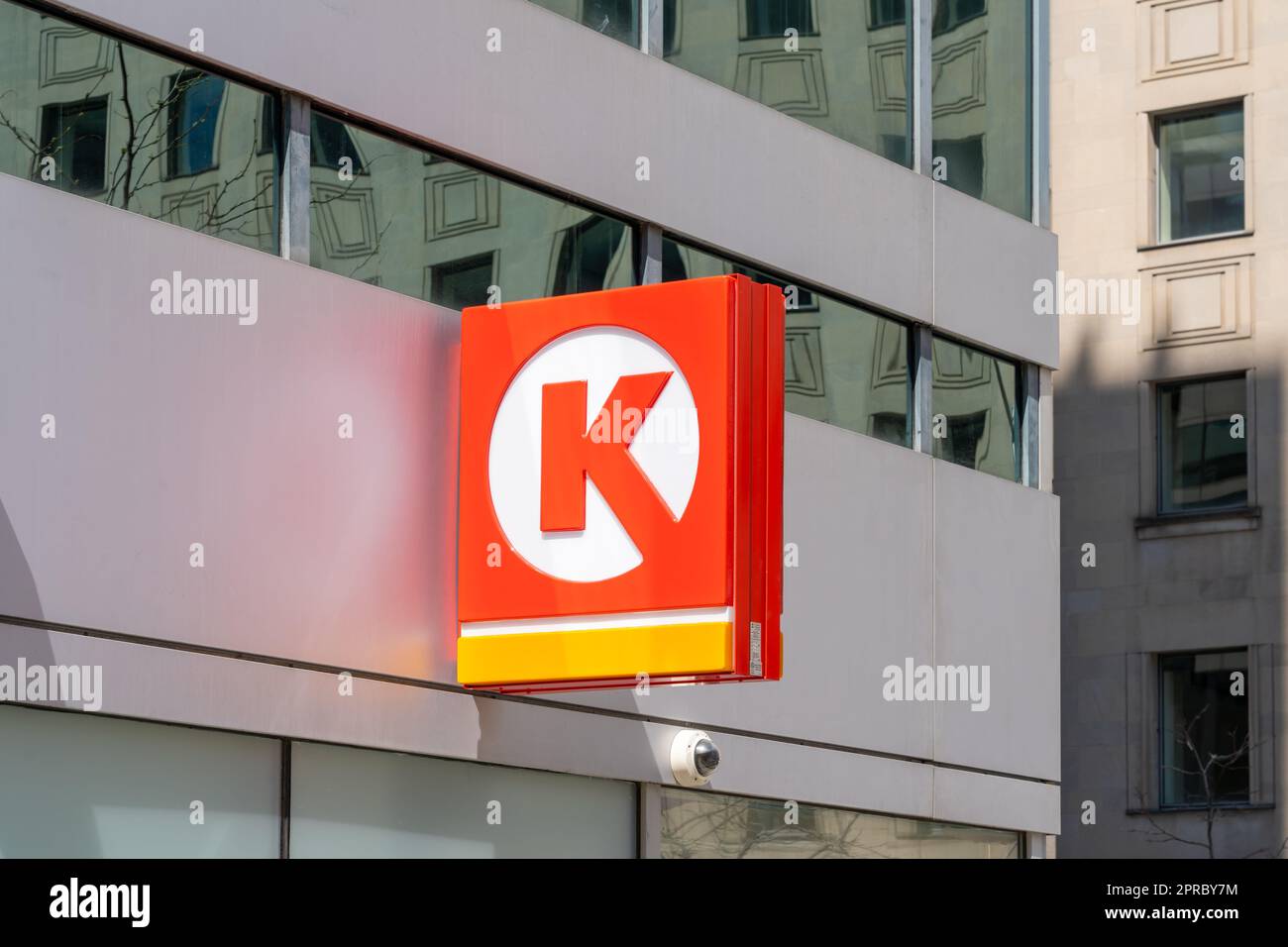 Circle k logo hi-res stock photography and images - Alamy