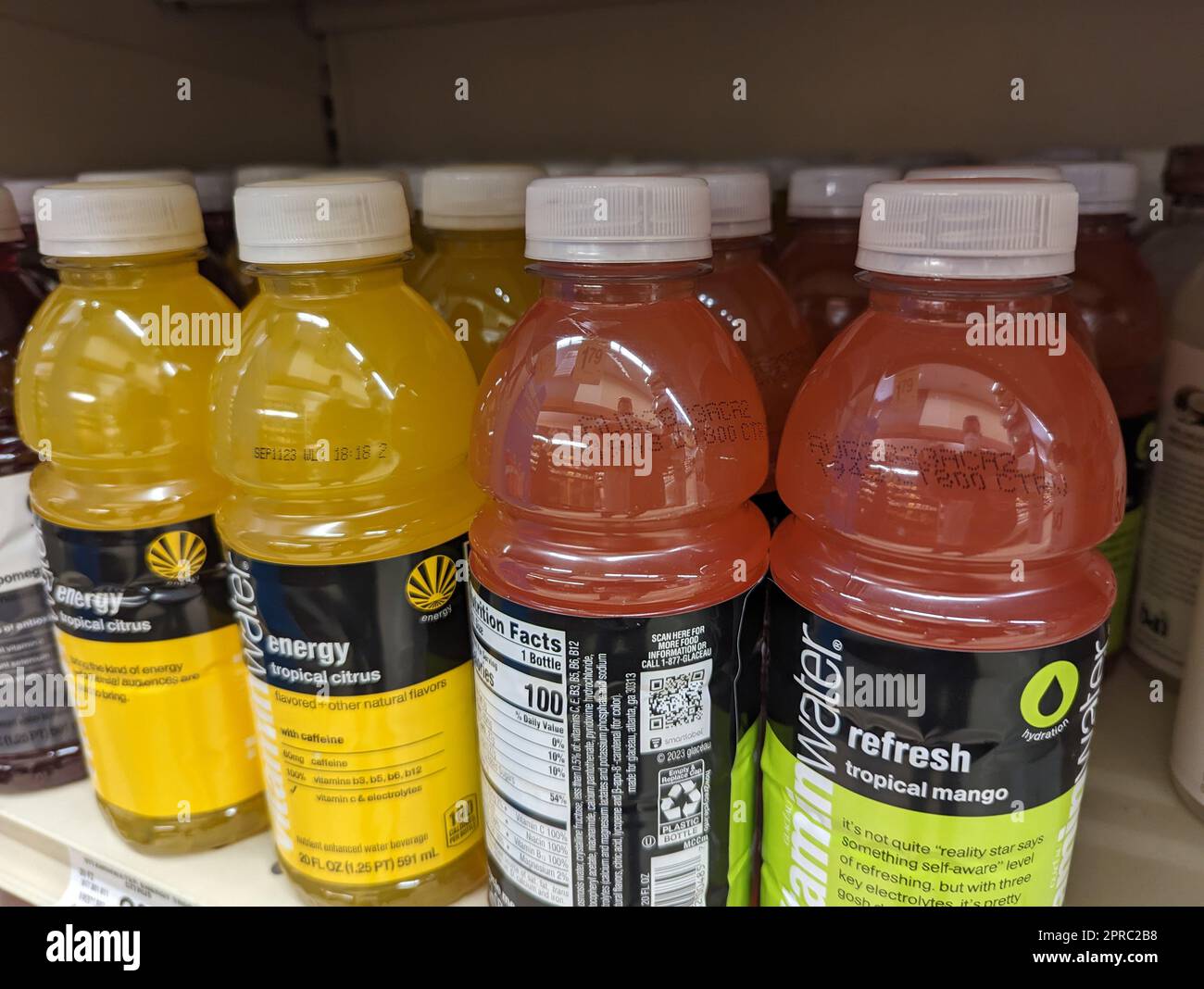 Shelf of Vitamin Water in a grocery store Stock Photo - Alamy