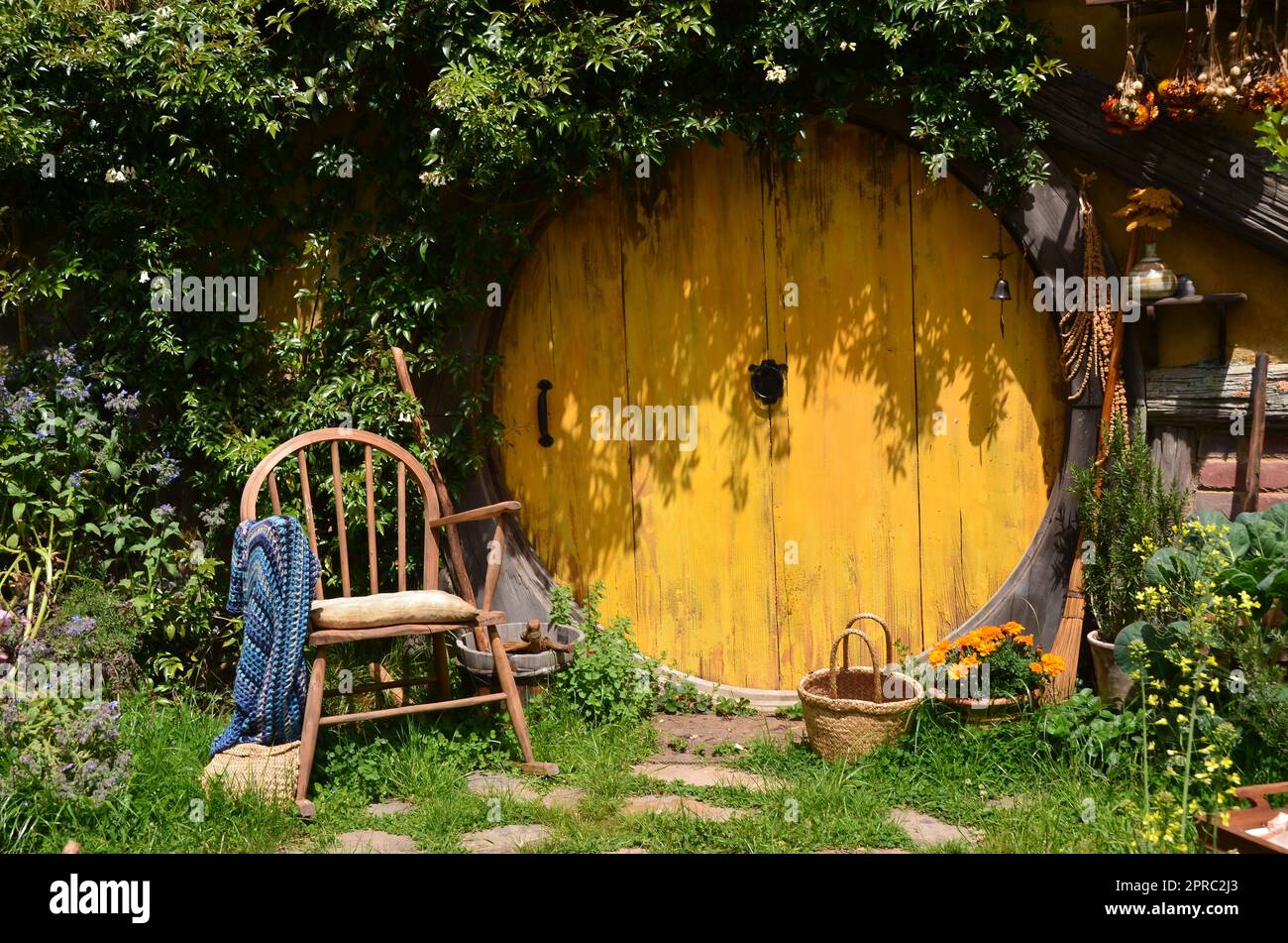 Hobbiton Movie Set and Hobbiton Homes in New Zealand Stock Photo - Alamy