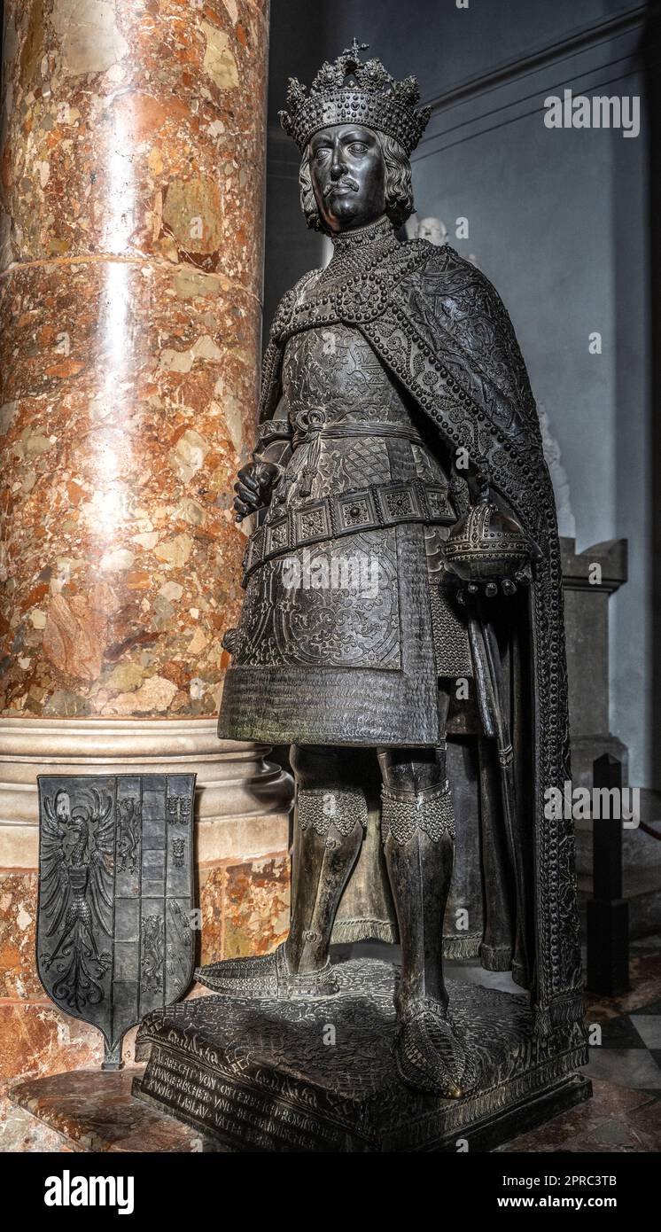 Albert II bronze statue at the Hofkirche museum in Innsbruck for ...