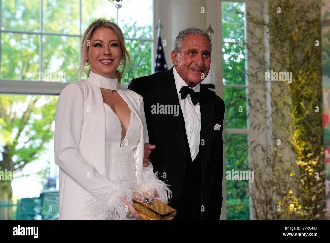 Arthur Blank and Jennifer Hale arrive for the State Dinner with ...