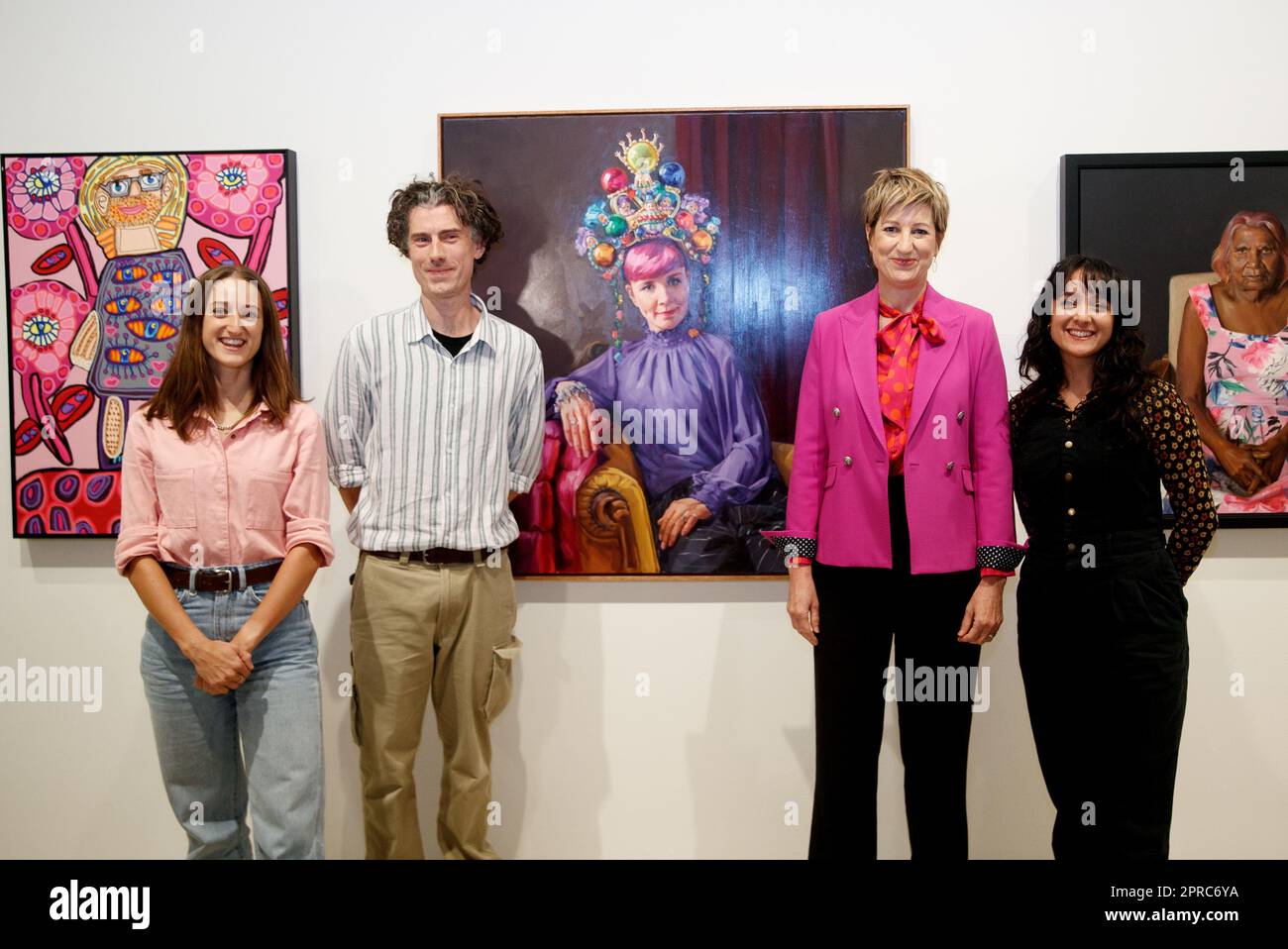 Packing room judges Timothy Dale, Alexis Wildman, and Monica Rudhar ...