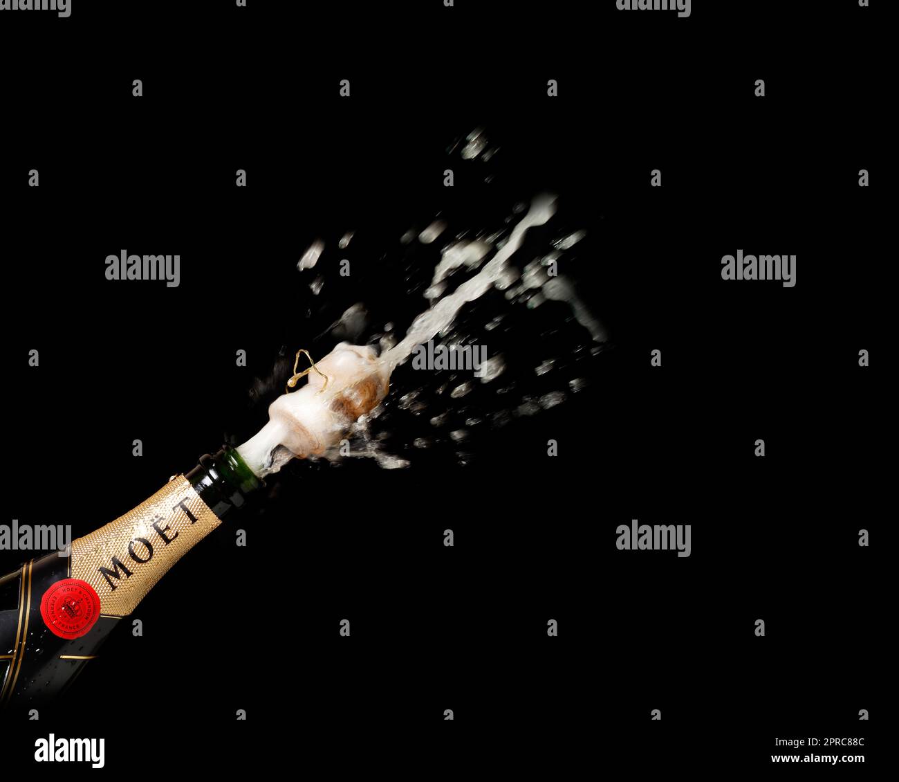Champagne cork popping hi-res stock photography and images - Alamy