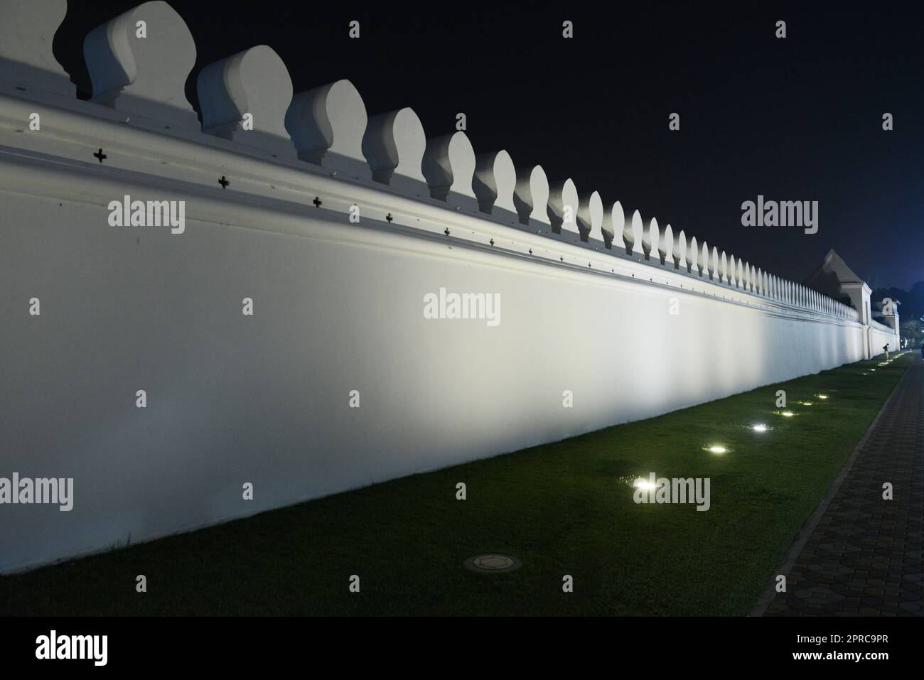 Royal thai grand palace hi-res stock photography and images - Alamy