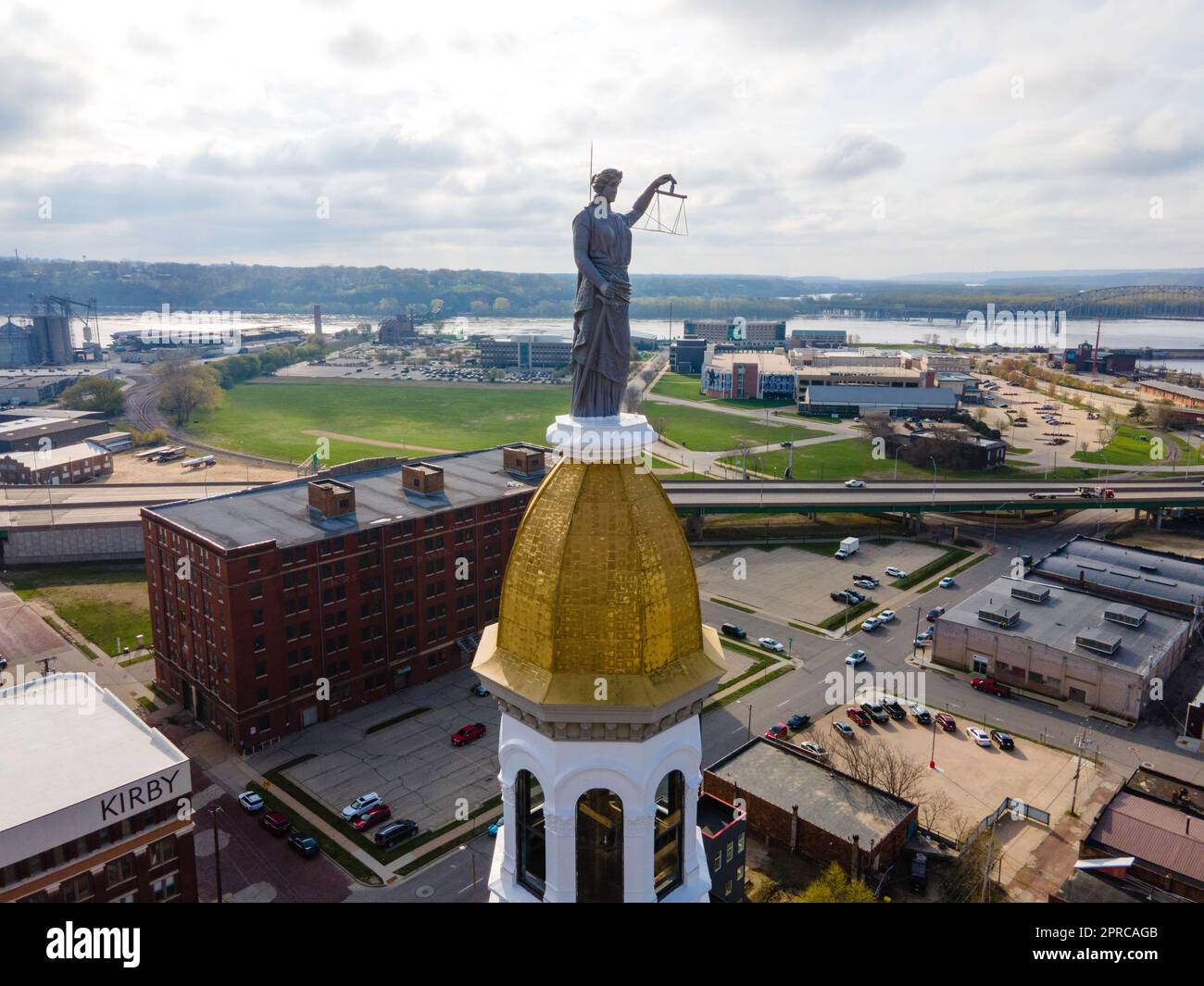 Industrial building on the mississippi hi-res stock photography and ...