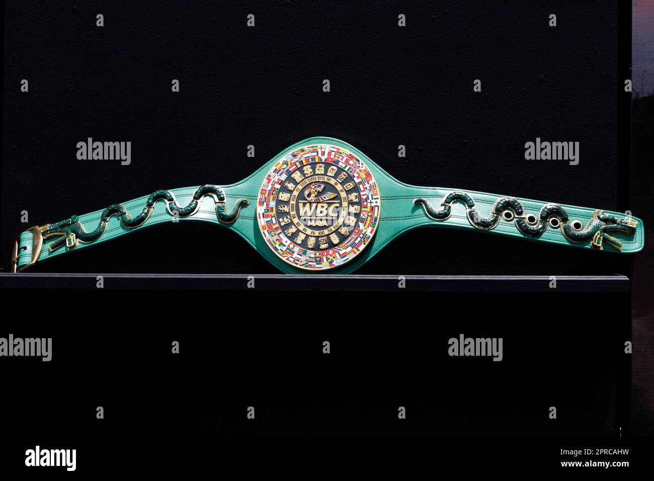 Saul maya hi-res stock photography and images - Alamy