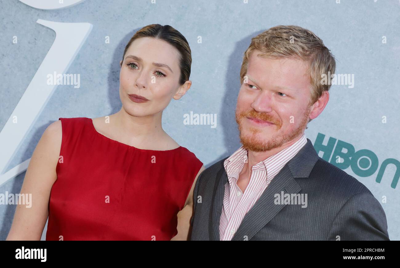 Los Angeles, USA. 26th Apr, 2023. Elizabeth Olsen, Jesse Plemons ...