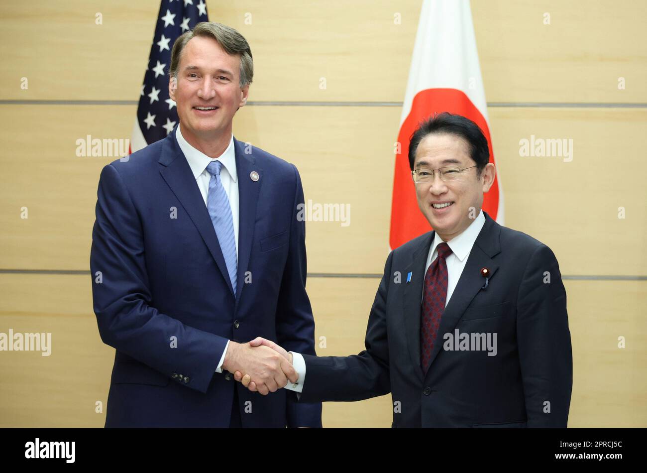 US Virginia Governor Glenn Youngkin meets Japan's Prime Minister Fumio ...