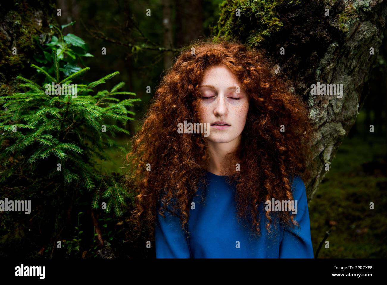 Girl in curly hair hi-res stock photography and images - Alamy