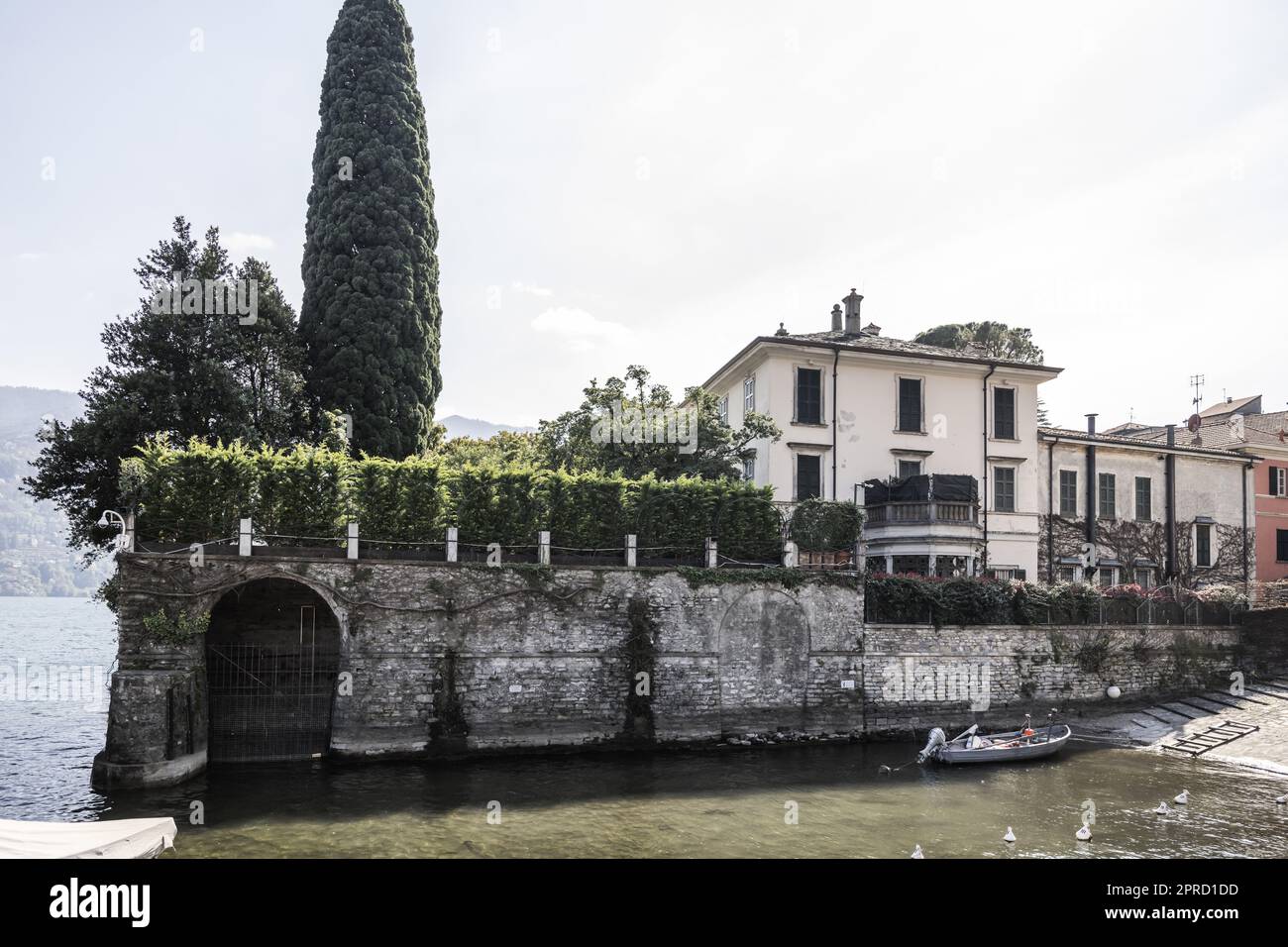 Actor George Clooney's home, Villa L'Oleandra, in Laglio, Lake Como ...