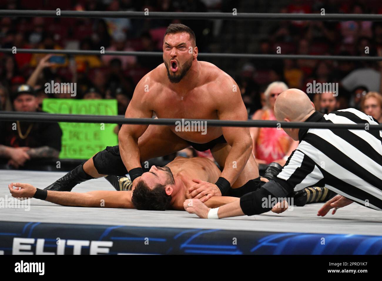 Aew wrestling hi-res stock photography and images - Alamy