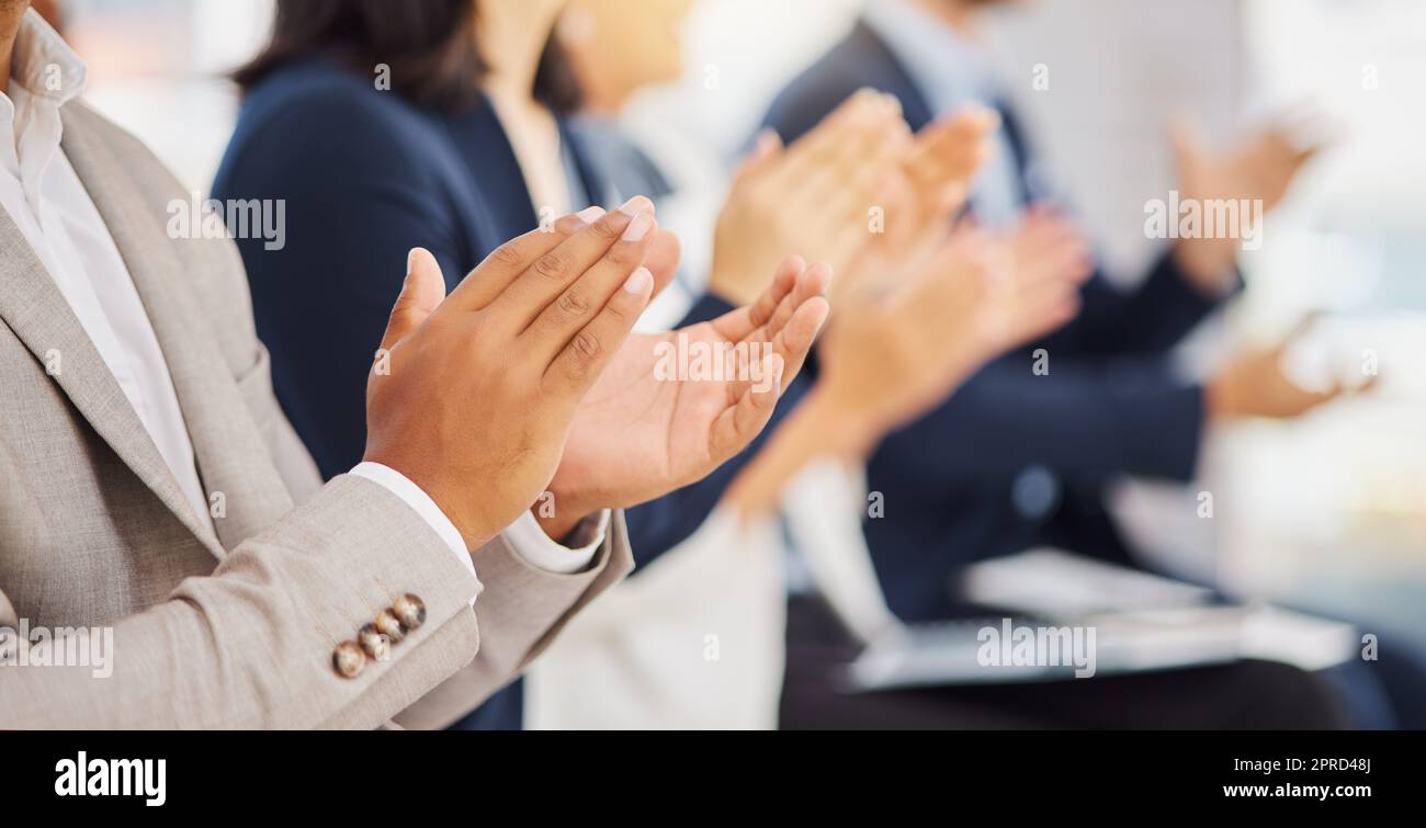 Hand clap trade hi-res stock photography and images - Alamy