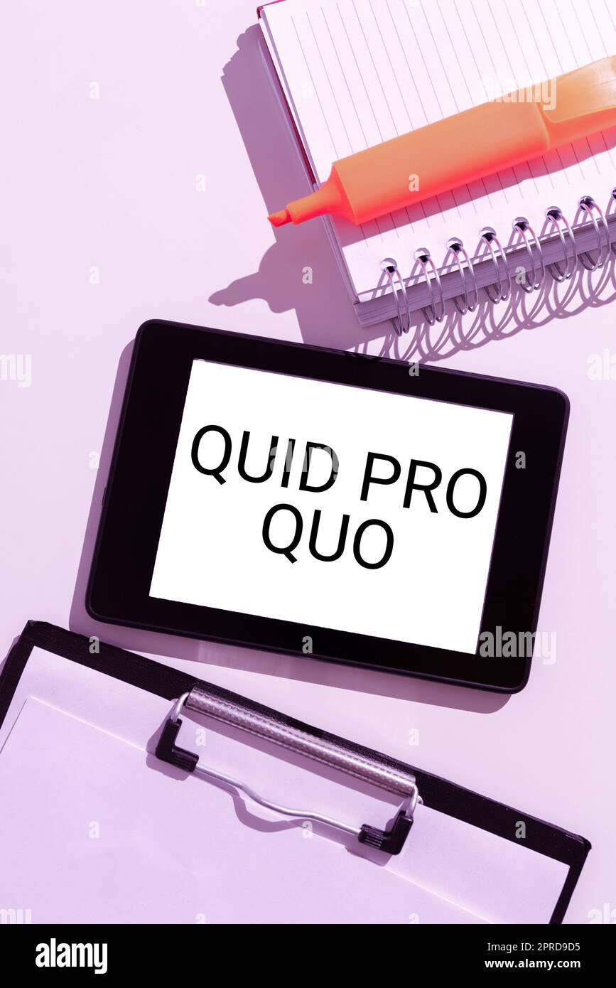 Concept choice between buying hi-res stock photography and images - Alamy