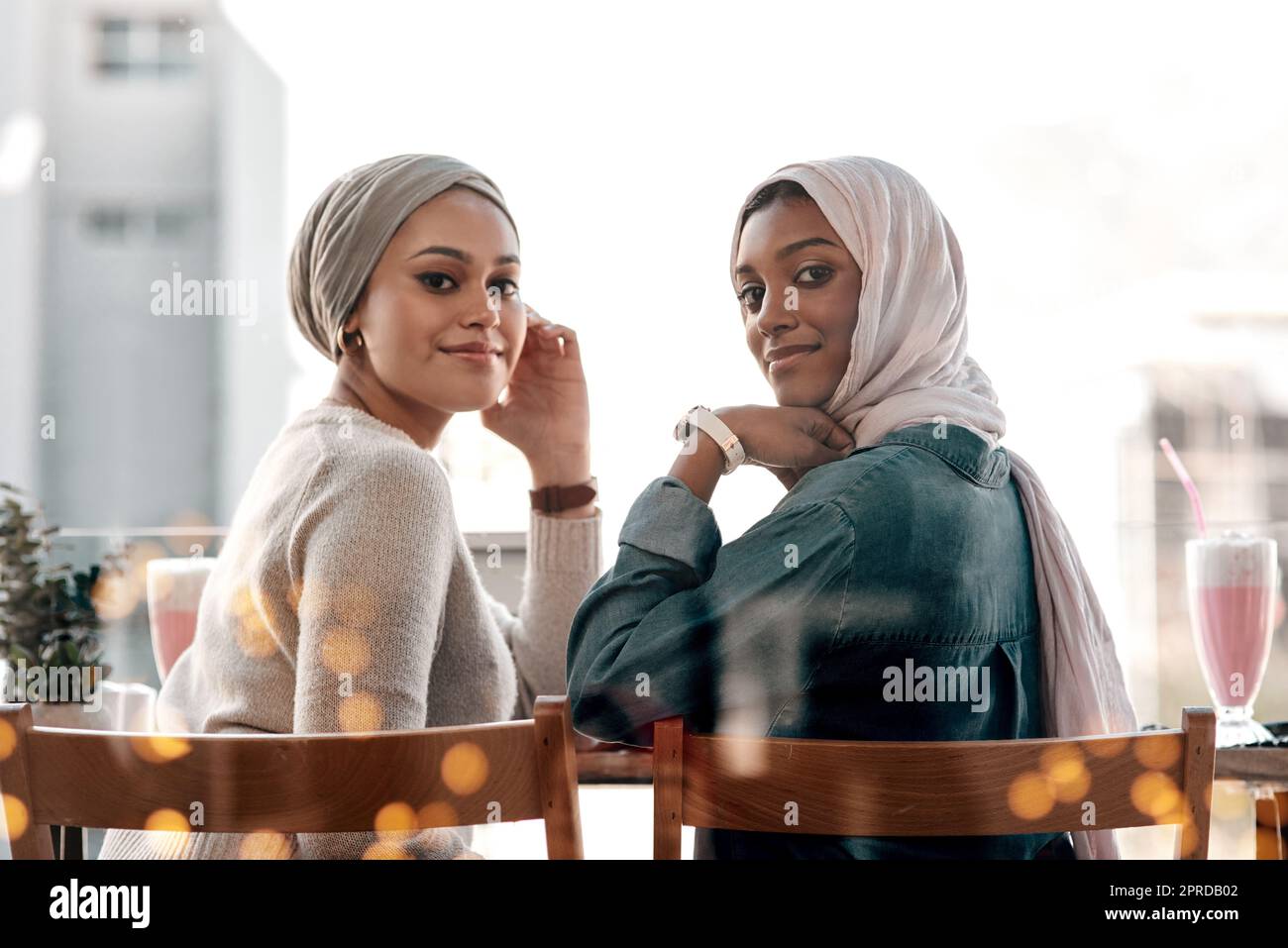 Bestie cafe hi-res stock photography and images - Alamy