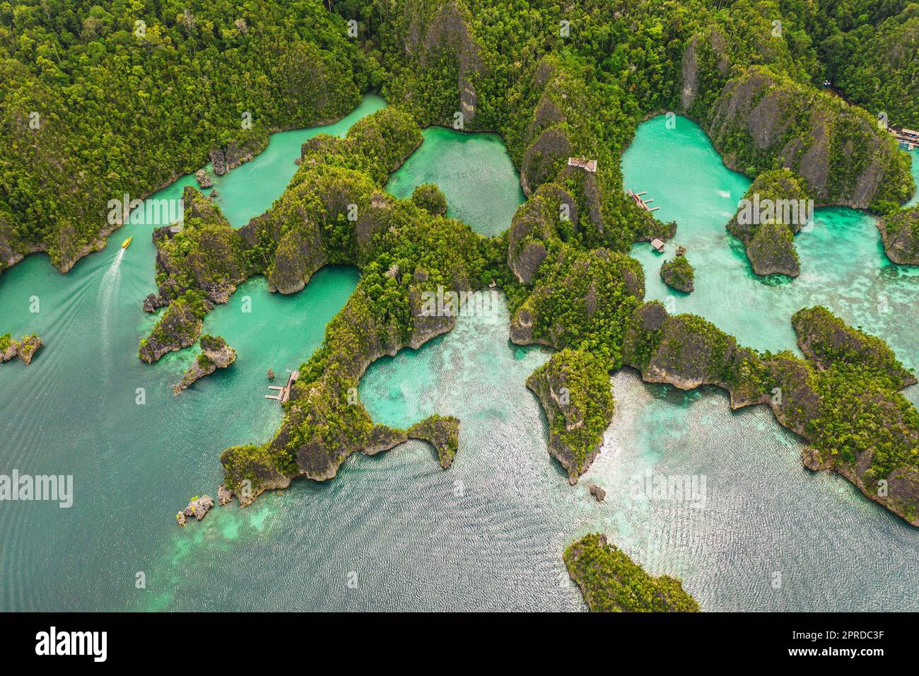 Little islands hi-res stock photography and images - Alamy