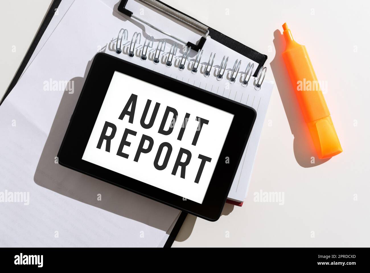 Audit report hi-res stock photography and images - Alamy