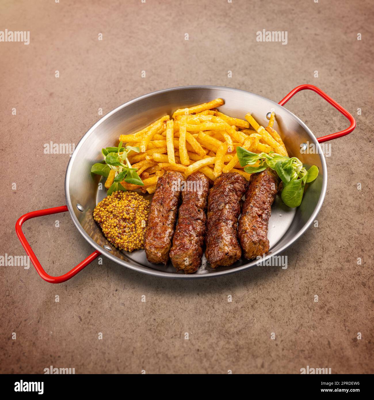 Traditional romanian bbq hi-res stock photography and images - Alamy